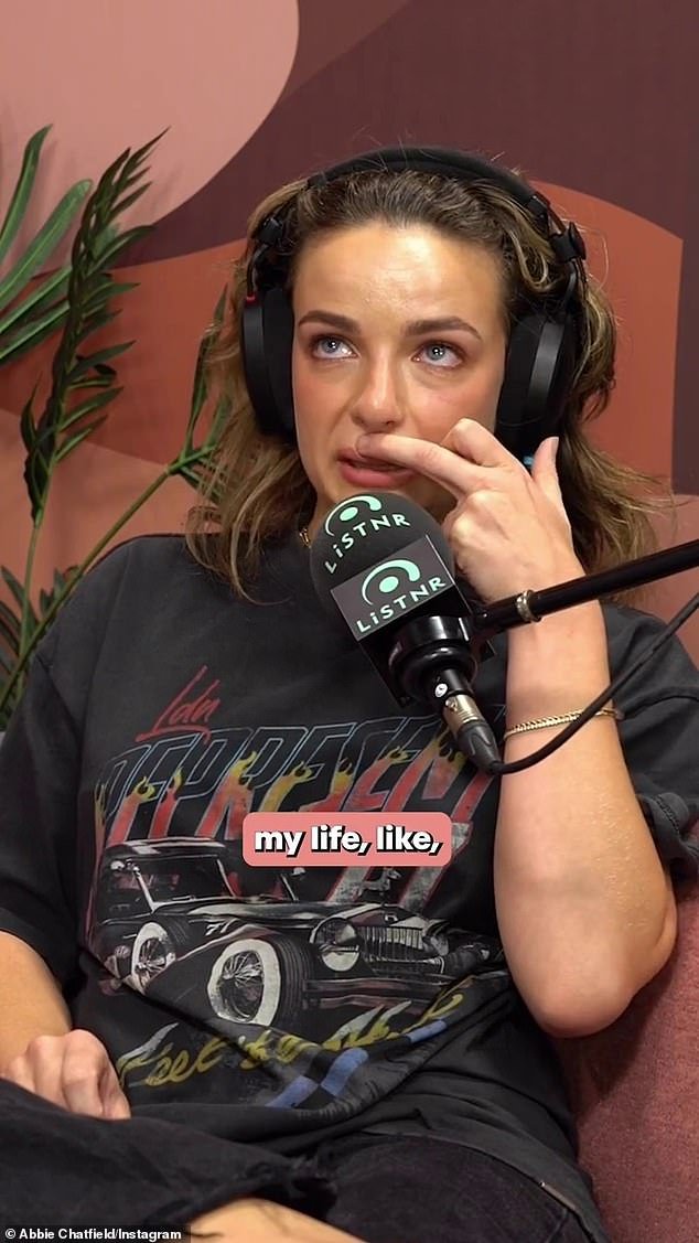 Abbie Chatfield Breaks Down In Tears Over Her Adhd Struggles Sound