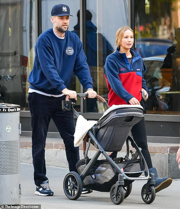 Jennifer Lawrence and husband Cooke Maroney push baby Cy in stroller on ...