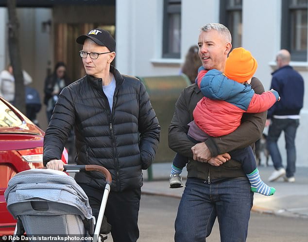 Anderson Cooper enjoys outing with sons Wyatt and Sebastian hours after ...